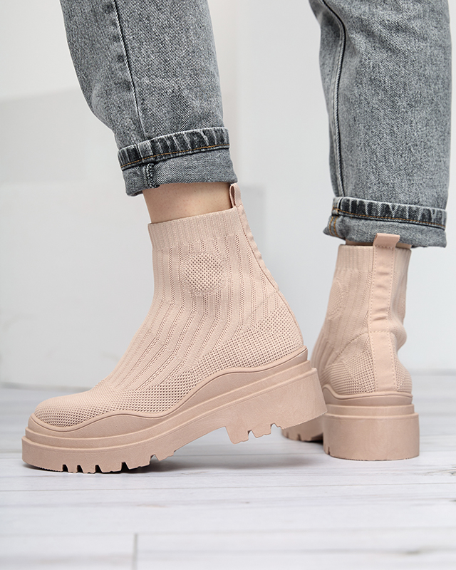 Športové krémové dámske čižmy na plochom podpätku Yorika - Obuv krém || béžový | Obuv \ Členkové ...